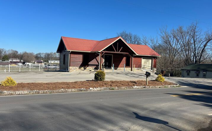 715 NILES FRY RD Madisonville TN 37354 | Crexi.com