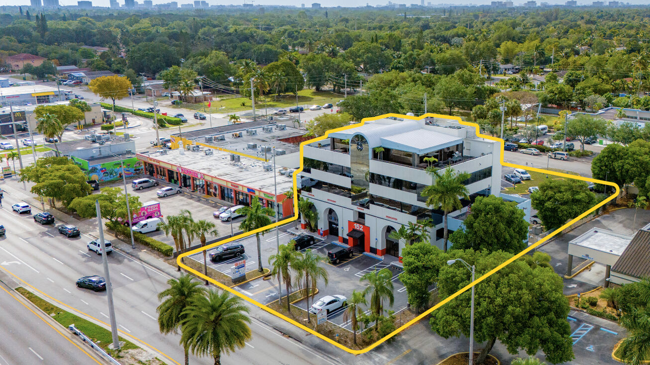 152 NE 167th St, Miami, FL 33162 | Crexi.com