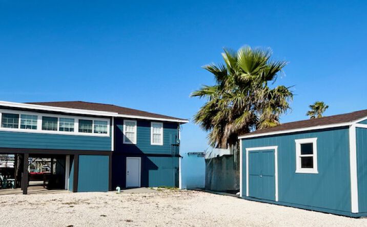 151 Neptune, Bay City, TX 77414 | Crexi.com