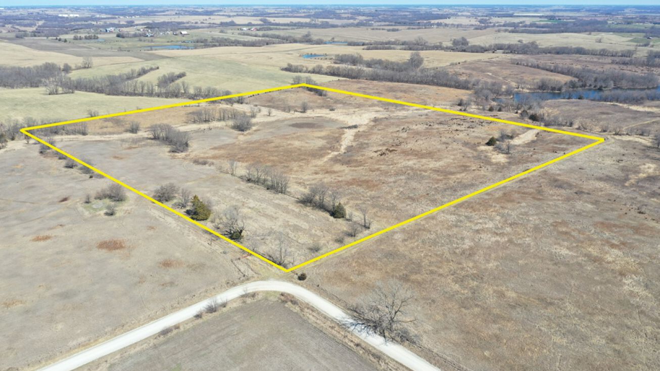 E 140th St & E 245th Avenue, Eagleville, MO 64442 | Crexi.com