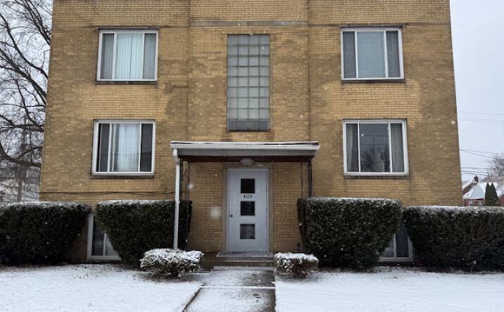 4118 Ridge Rd., Brooklyn, OH 44144 | Crexi.com