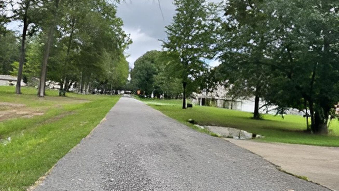 2630 Neal Drive Lot 2, Block G, Paducah, KY 42003 | Crexi.com