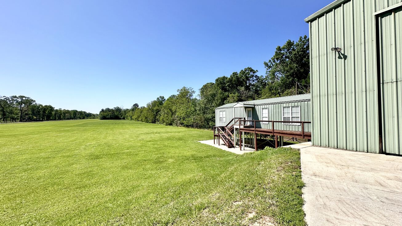 17101 Airport Dr, Prairieville, LA 70769 | Crexi.com