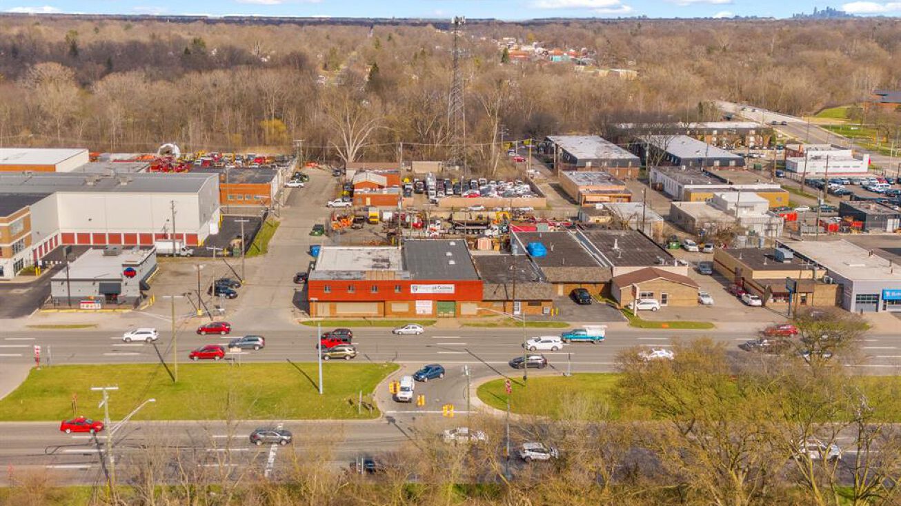 15400 Telegraph Rd, Redford, MI 48239 | Crexi.com