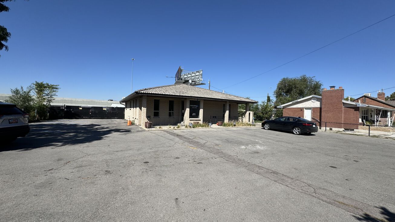 7706 Locust St, Midvale, UT 84047 | Crexi.com