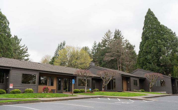 3689 Carman Dr, Lake Oswego, OR 97035 | Crexi.com