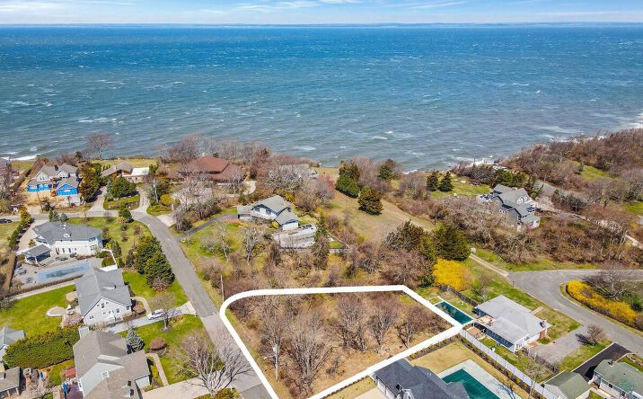1050 Tasker Lane, Greenport, NY 11944 | Crexi.com
