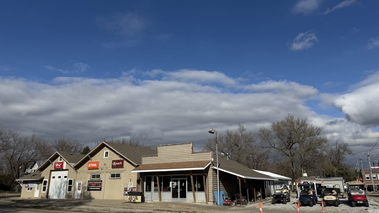 415 Main St, Stromsburg, NE 68666 | Crexi.com