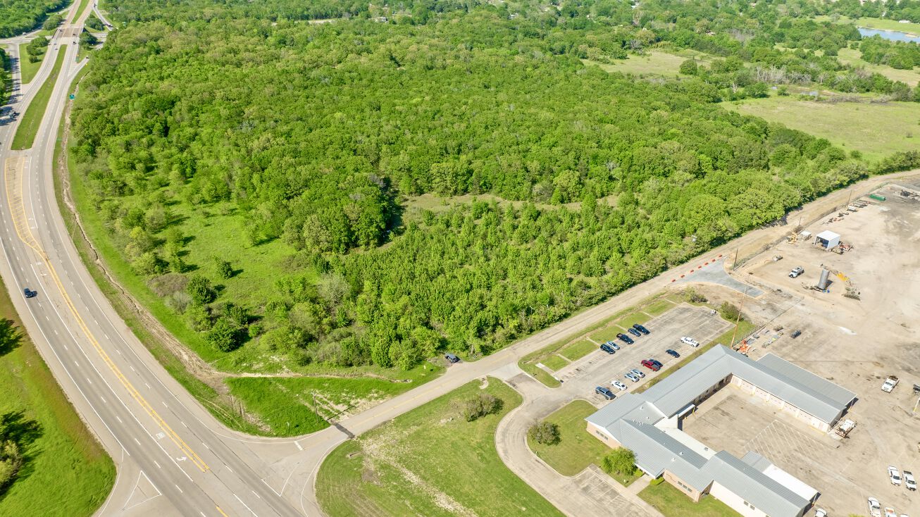 000 SW Loop 286, Paris, TX 75460 | Crexi.com