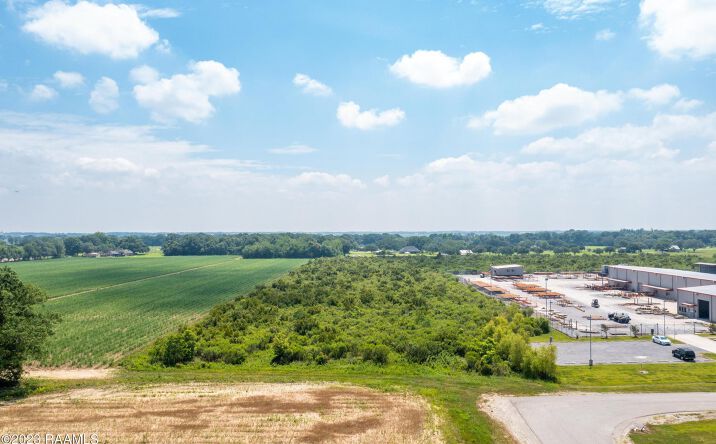 02 Paul Segura Pkwy, New Iberia, LA 70560 | Crexi.com