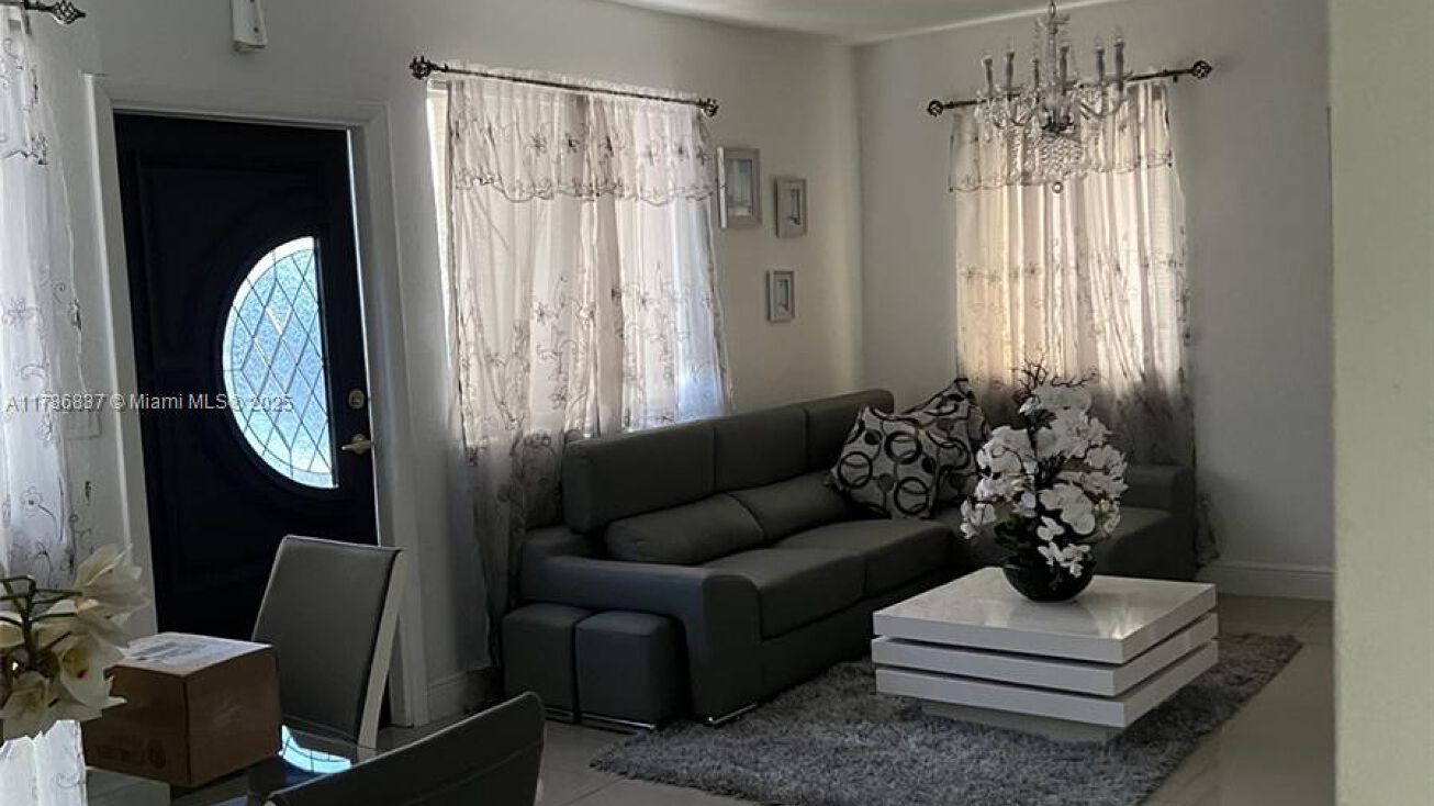 7225 SW 21st St, Miami, FL 33155 | Crexi.com