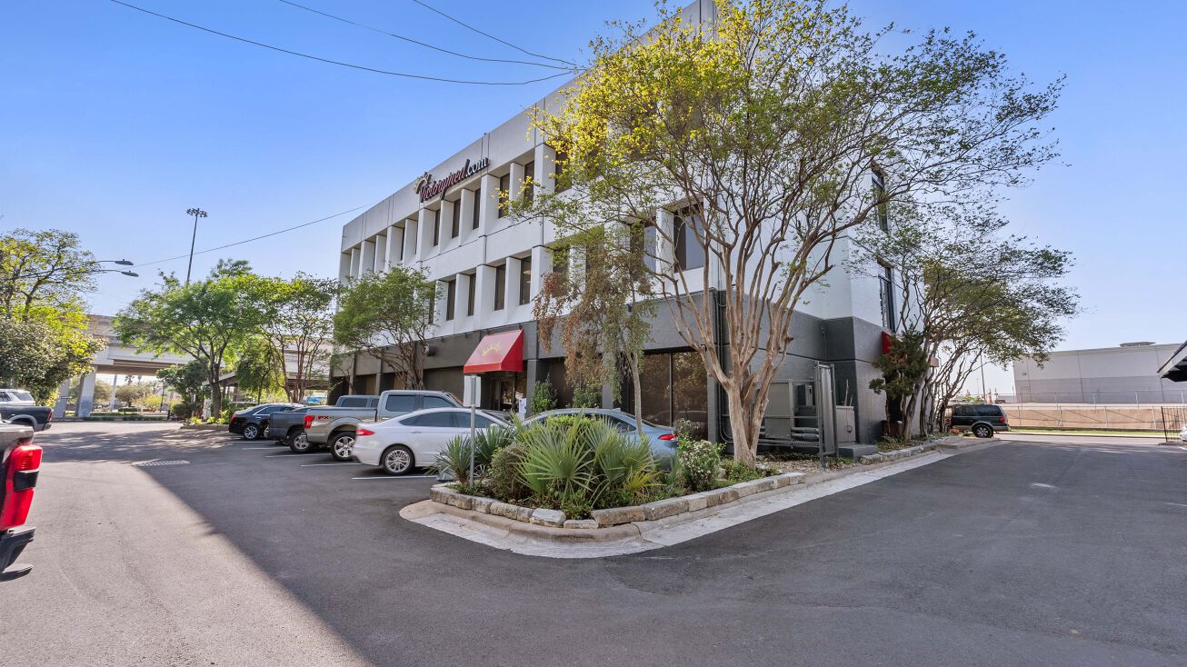 4303 Victory Dr, Austin, TX 78704 | Crexi.com