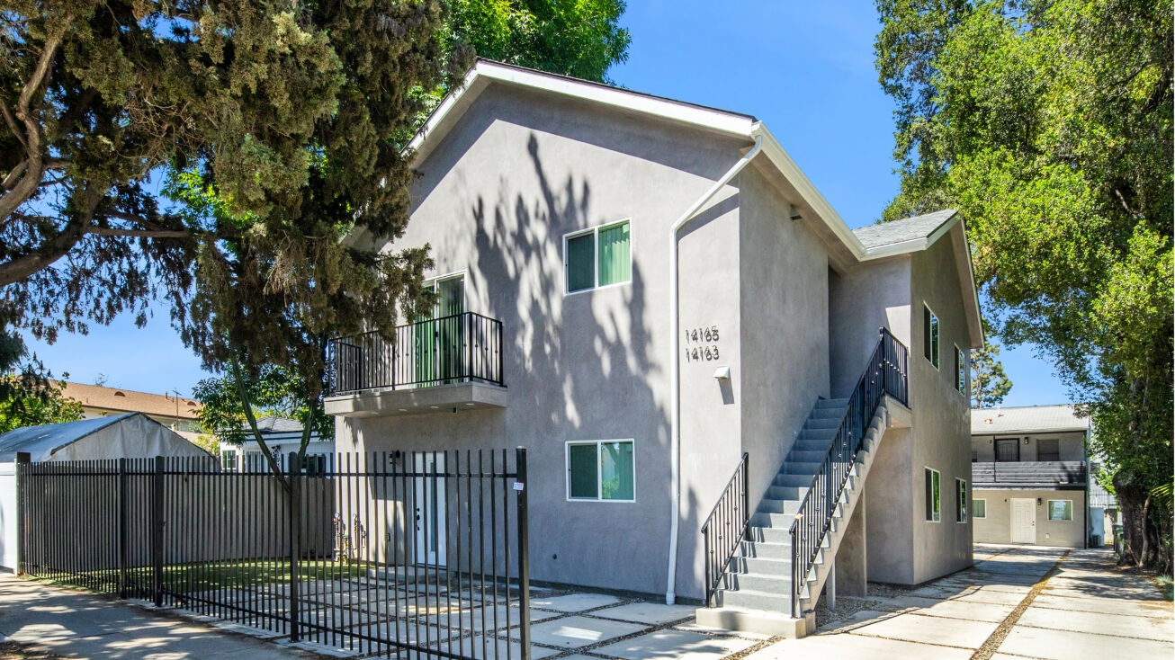 14161 Friar St, Los Angeles, CA 91401 | Crexi.com
