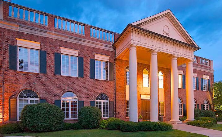 121 W Long Lake Rd, Bloomfield Hills, MI 48304 | Crexi.com