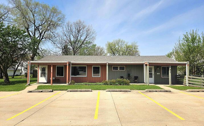 430 N HENDERSON Street, Galesburg, IL 61401 | Crexi.com