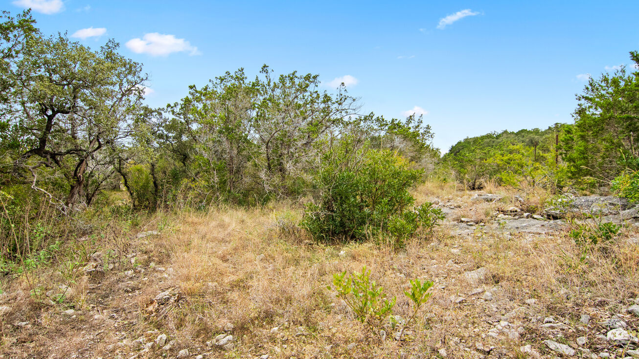 00 Valley oaks ranch phase 2, Dunlay, TX 78861 | Crexi.com
