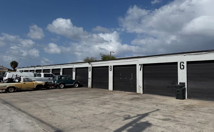 901 S Dixie Hwy, Lake Worth Beach, FL 33460 | Crexi.com