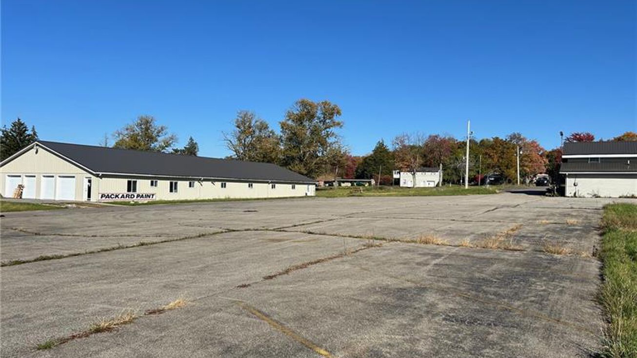 359 Mercer Rd., Greenville, PA 16125 | Crexi.com