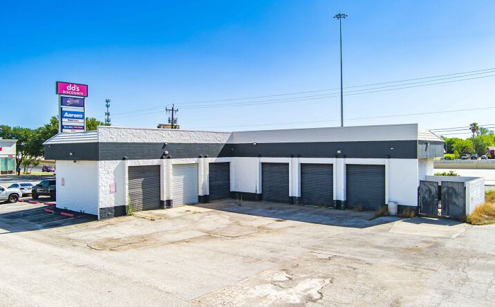 1759 SW Loop 410, San Antonio, TX 78227 | Crexi.com