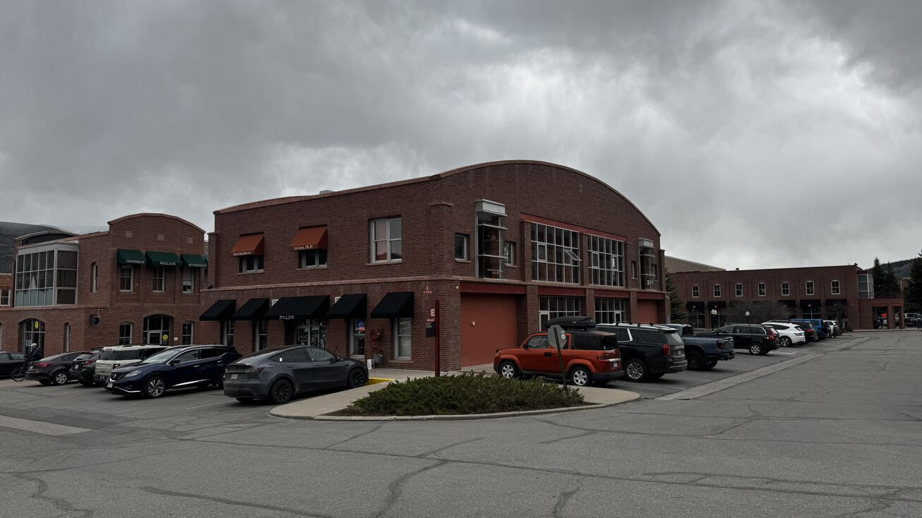 105 Edwards Village Blvd, Edwards, CO 81632 | Crexi.com