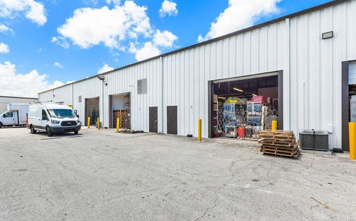 1981 10th Ave N, Lake Worth Beach, FL 33461 | Crexi.com