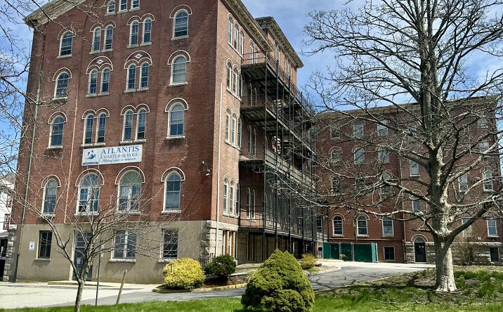 37 Park St, Fall River, MA 02721 | Crexi.com