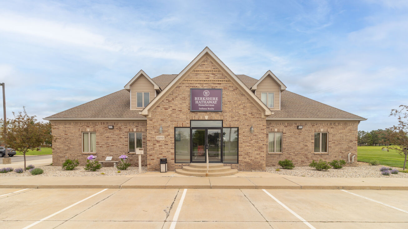 1890 W Main St, Greenfield, IN 46140 | Crexi.com