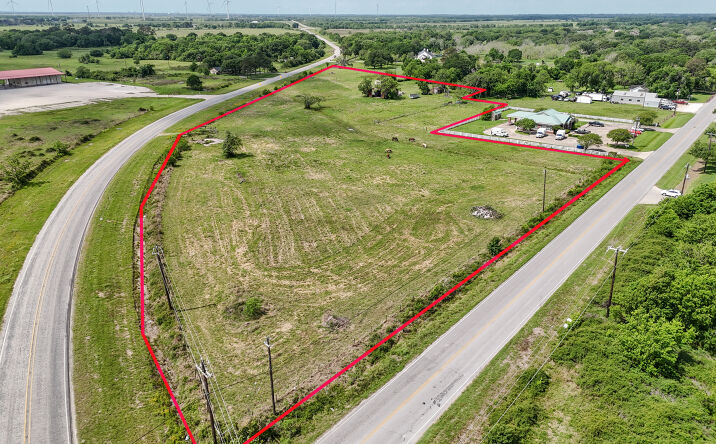 616 Avenue F, Bay City, TX 77414 | Crexi.com