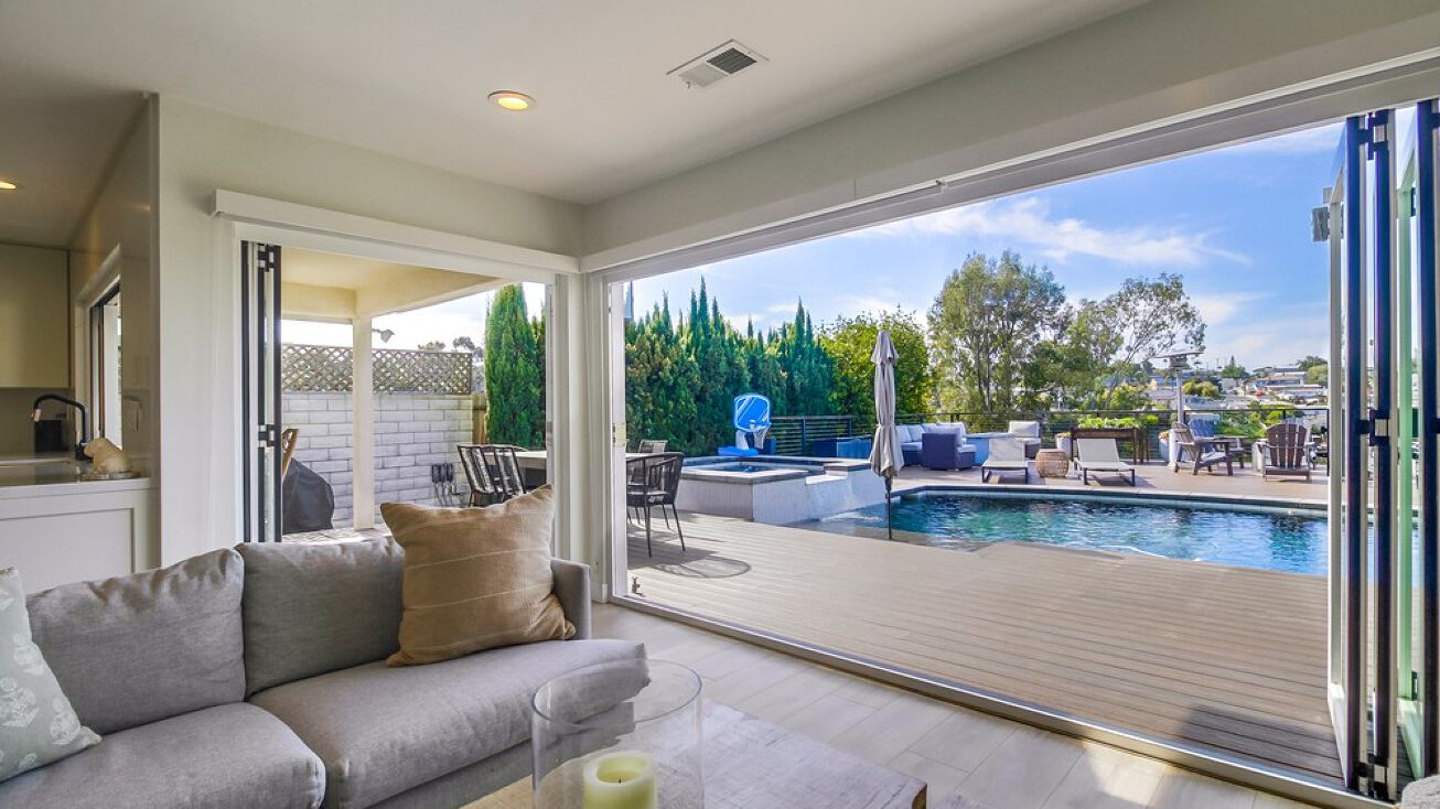3326 Wisteria Drive, Point Loma, CA 92106 | Crexi.com