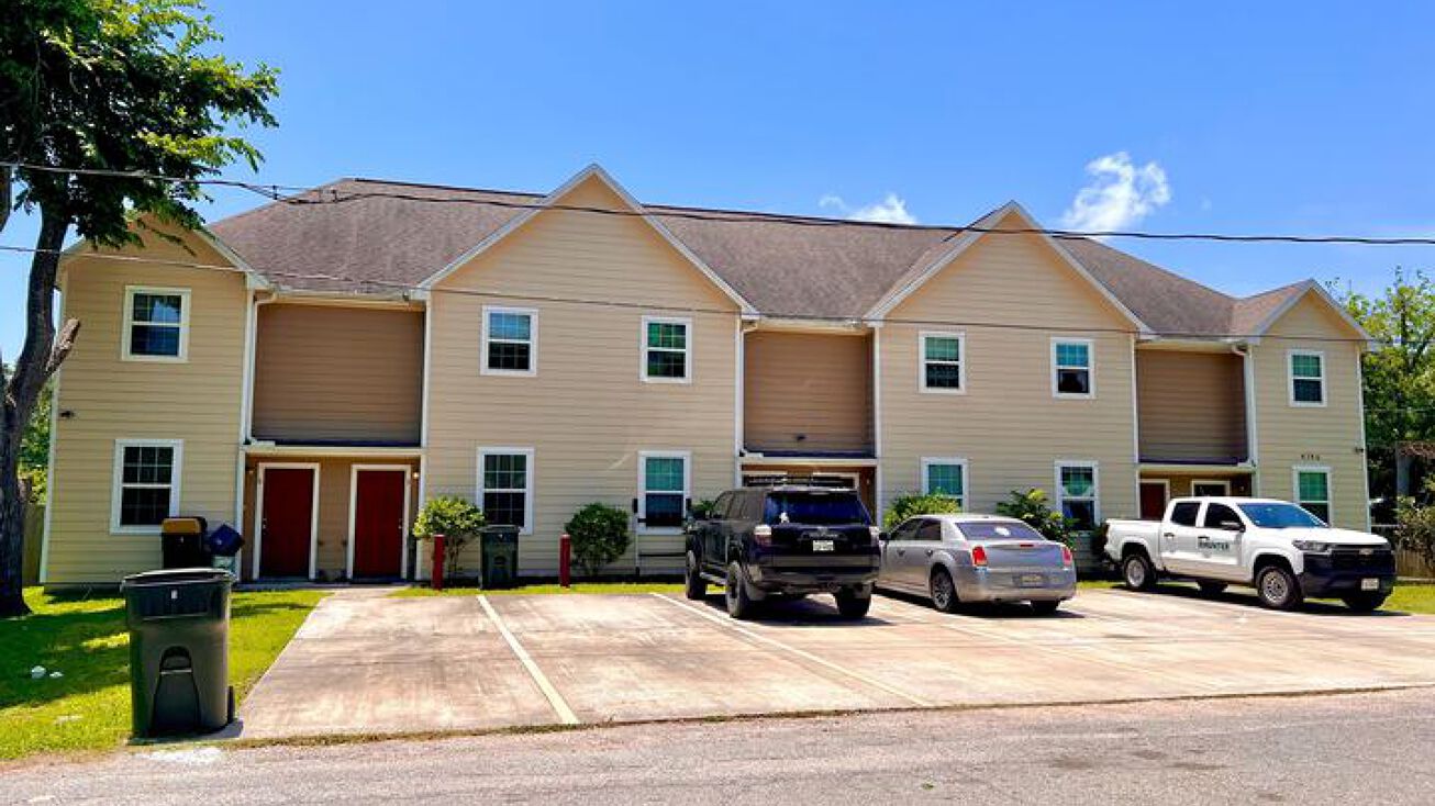 Bacliff, TX | Crexi.com