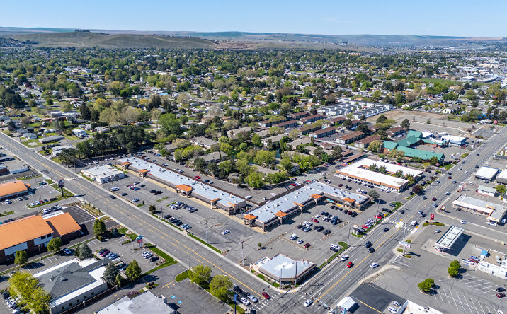 5215 W Clearwater Ave, Kennewick, WA 99336 | Crexi.com