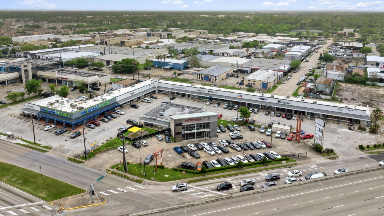 9615 Southwest Fwy, Houston, TX 77074 | Crexi.com