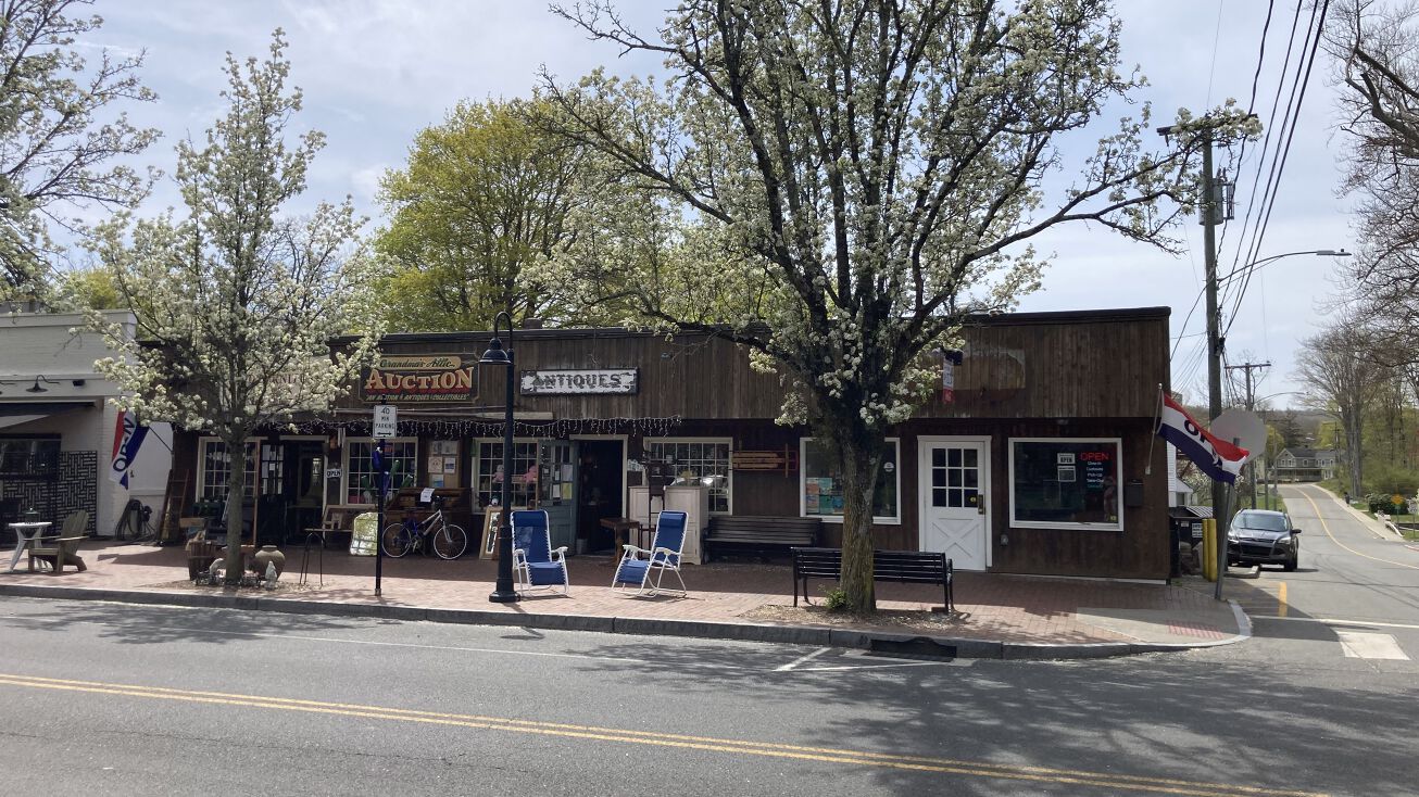 156 Main Street, Deep River, CT 06417 | Crexi.com