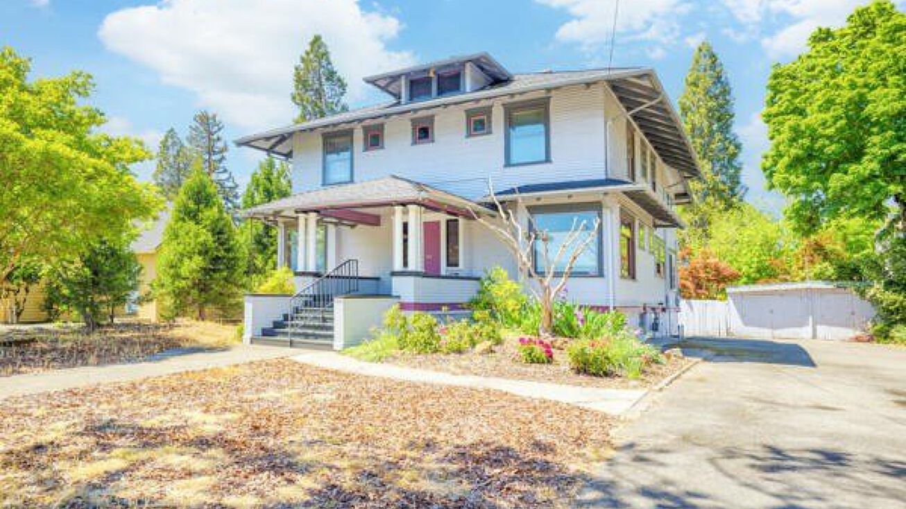 746 NW 6TH Street, Grants Pass, OR 97526 | Crexi.com
