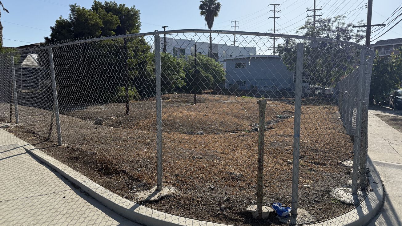 3450 Fletcher Dr, Los Angeles, CA 90065 | Crexi.com