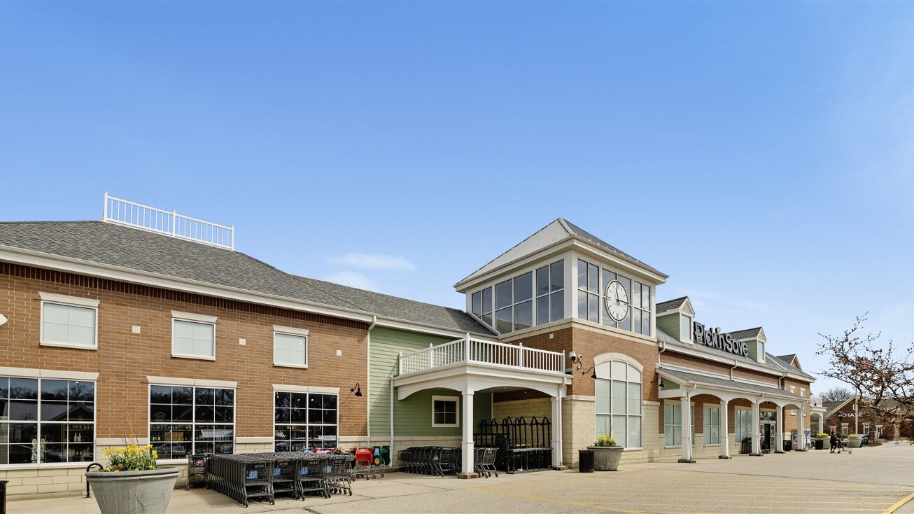 3161 Village Square Dr, Hartland, WI 53029 | Crexi.com