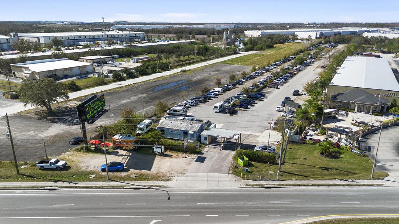 7350 Narcoossee Rd, Orlando, FL 32822 | Crexi.com