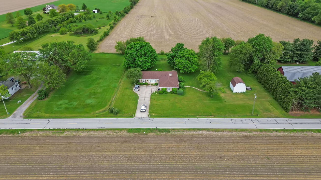 56729 Tulip Road, New Carlisle, IN 46552 | Crexi.com