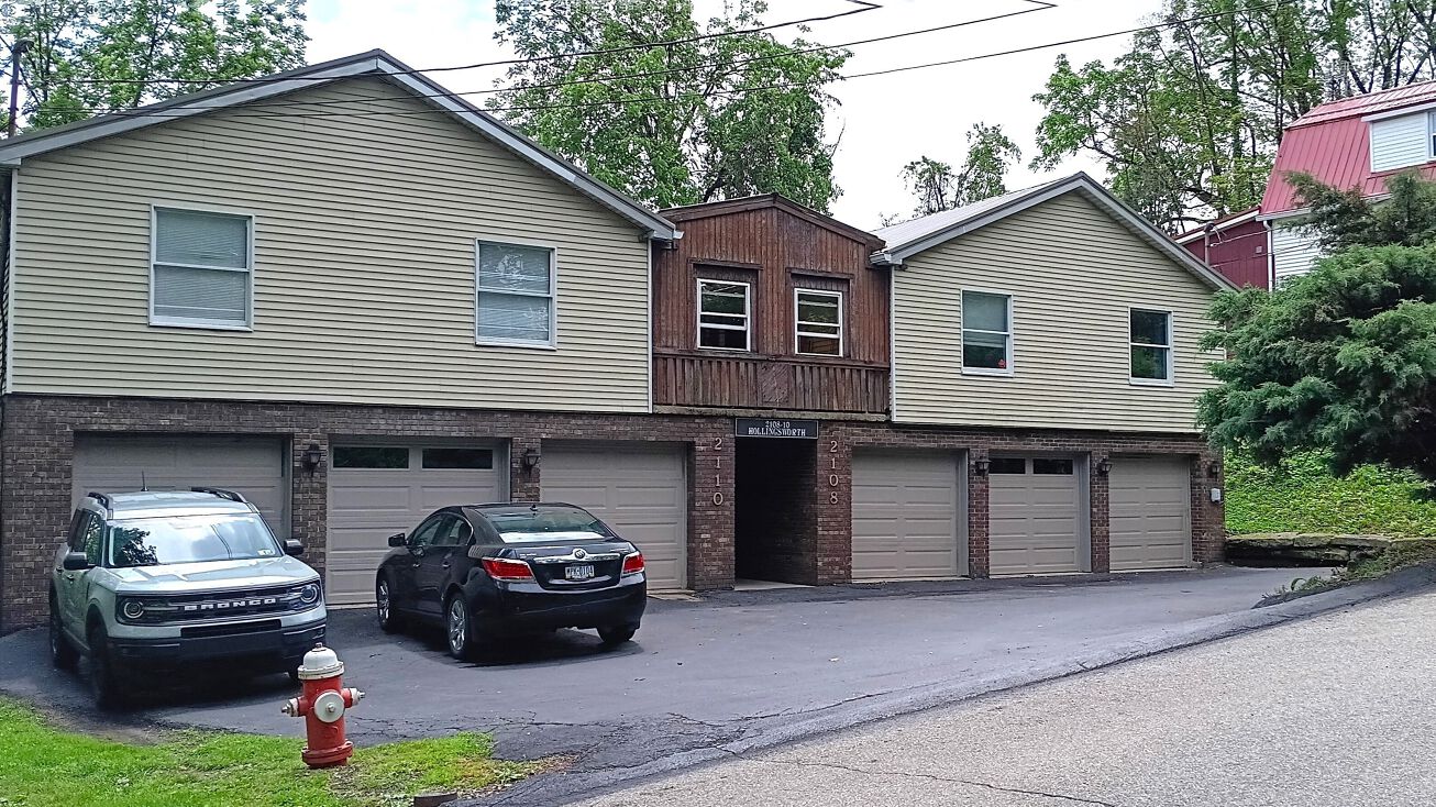 2108 - 2110 Hollingsworth, New Kensington, PA 15068 | Crexi.com