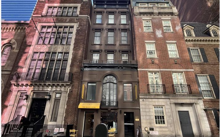 122 E 55th St, New York, NY 10022 | Crexi.com