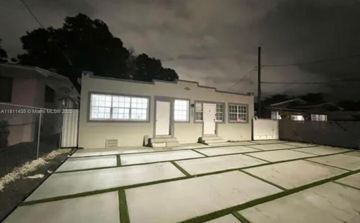 1237 NW 33rd Ave, Miami, FL 33125 | Crexi.com