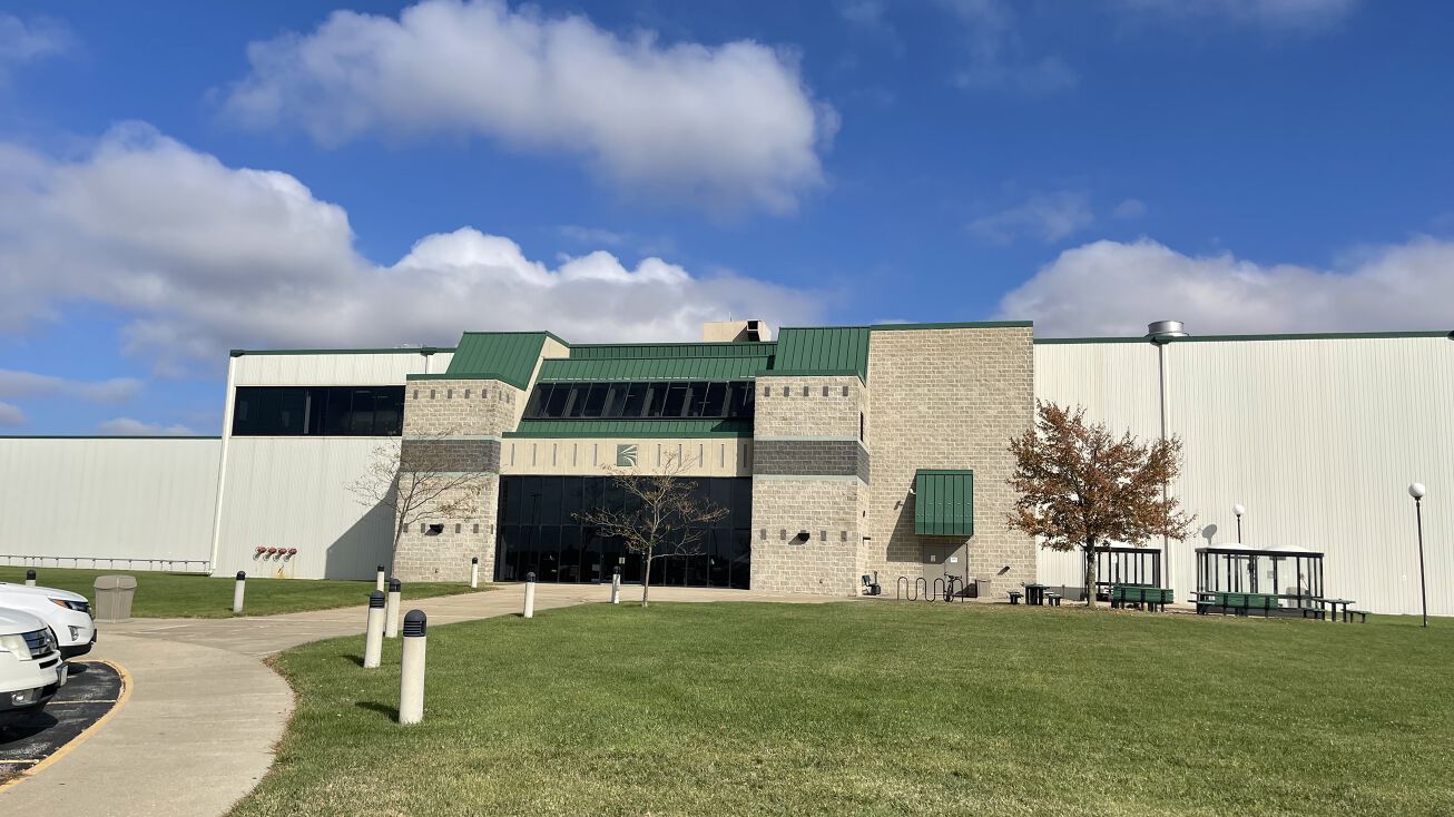 1751 US-30, Carroll, IA 51401 | Crexi.com