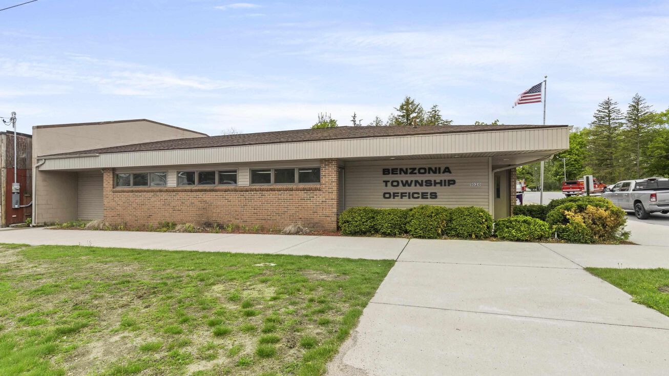 1020 Michigan Avenue, Benzonia, MI 49616 | Crexi.com