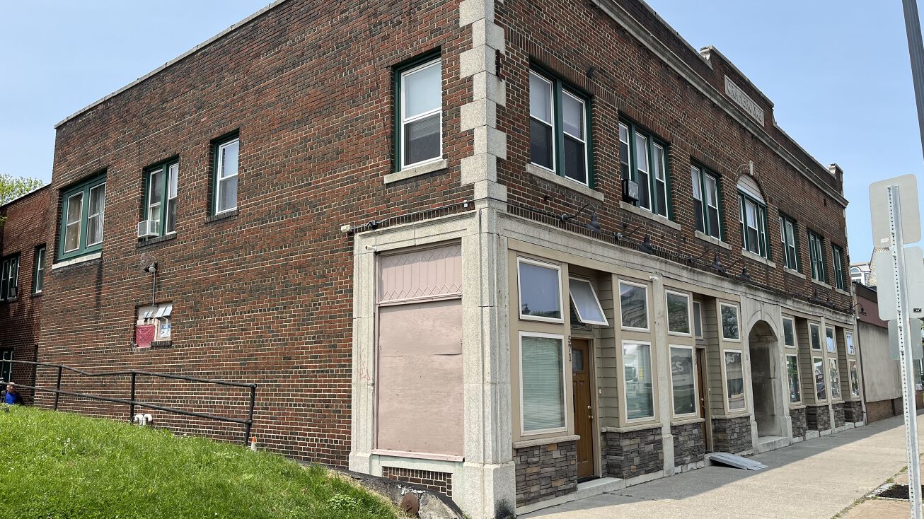 571 Lake Avenue, Rochester, NY null | Crexi.com
