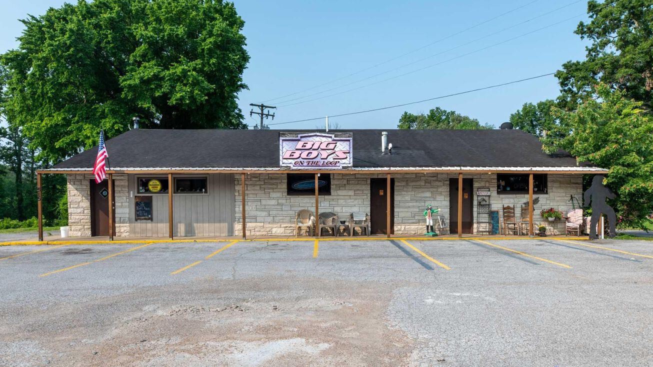 515 Old Route 146 Loop, Vienna, IL 62995 | Crexi.com