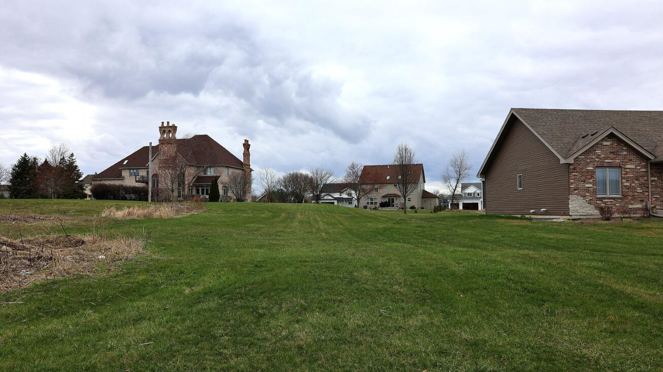 76 Bergamo Lane E, Crown Point, IN 46307 | Crexi.com