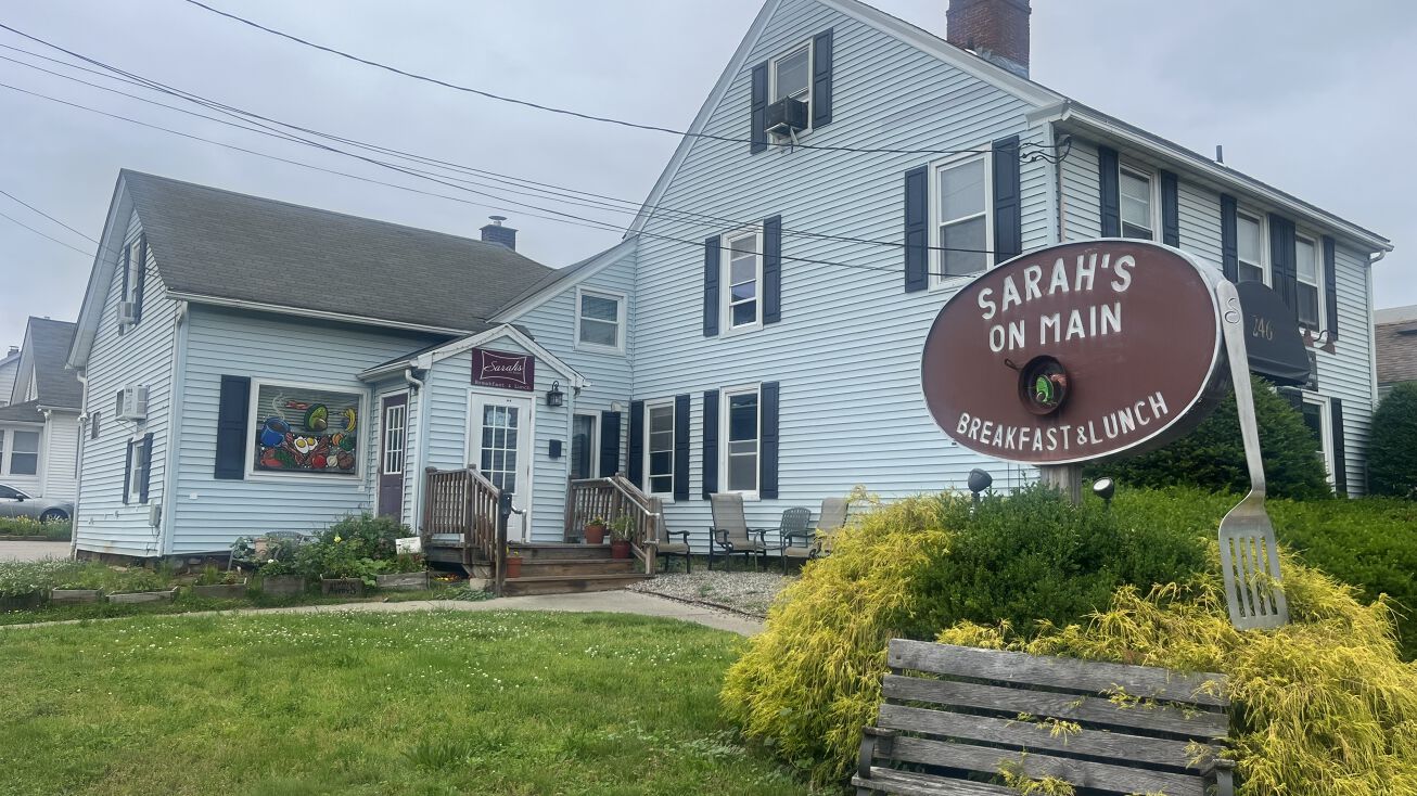 246 Main St, Portland, CT 06480 | Crexi.com