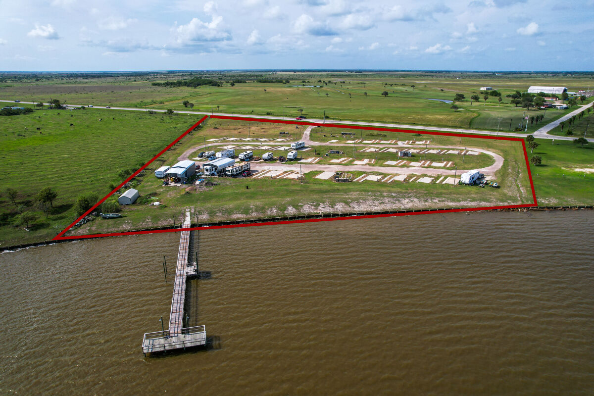 6649-35 S Palacios TX 77465 | Crexi.com