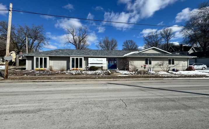 1231 Northern Ave, Taylorville, IL 62568 | Crexi.com