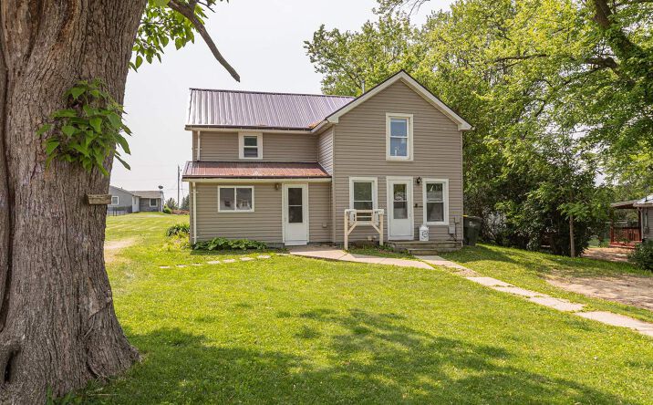 404 Cliffhaven Rd, Prairie du Chien, WI 53821 | Crexi.com
